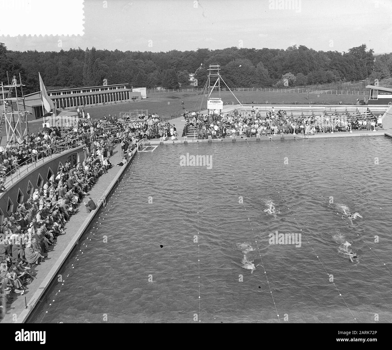 400 meters overview hi-res stock photography and images - Alamy