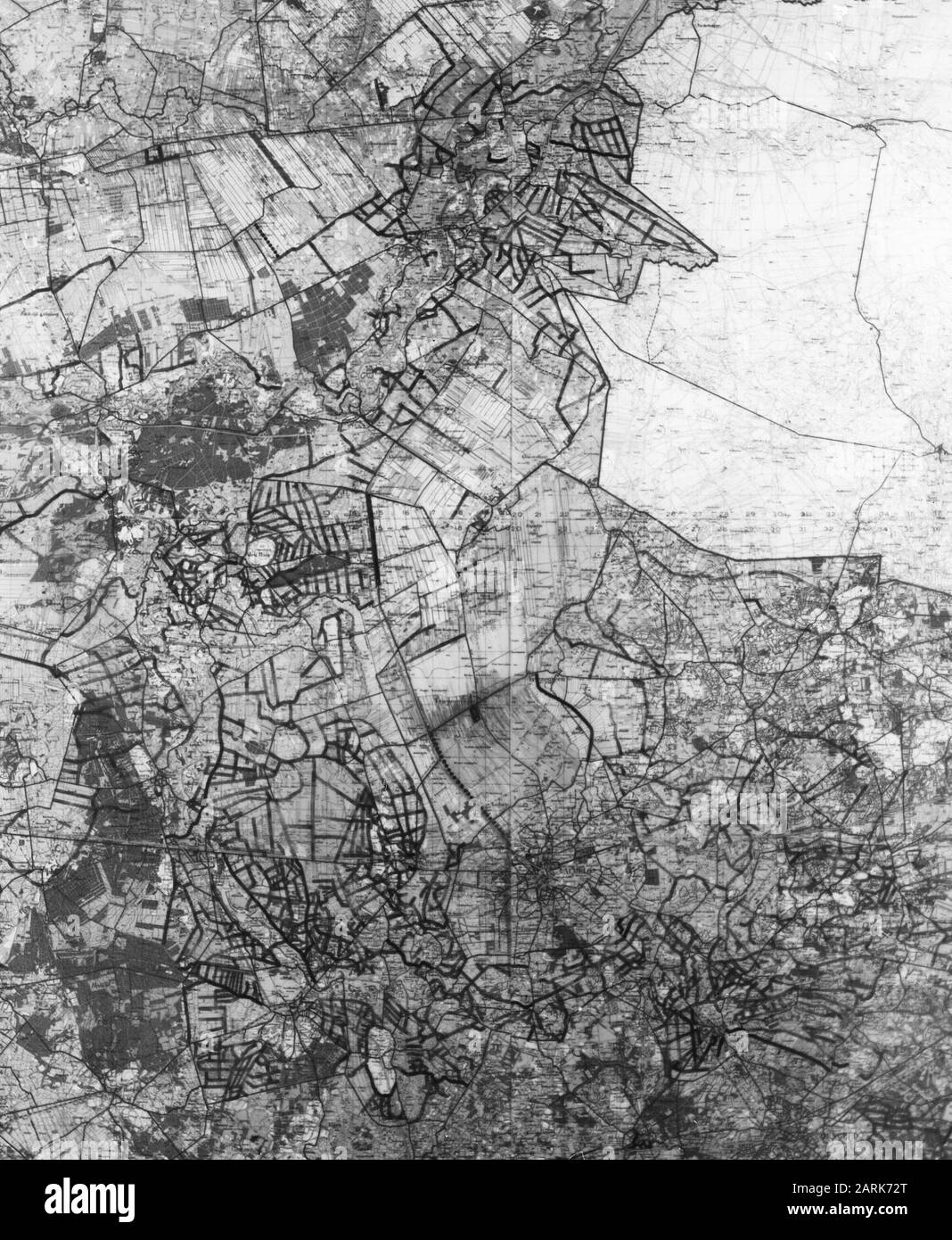 map Date: undated Location: Netherlands Keywords: roads and ...
