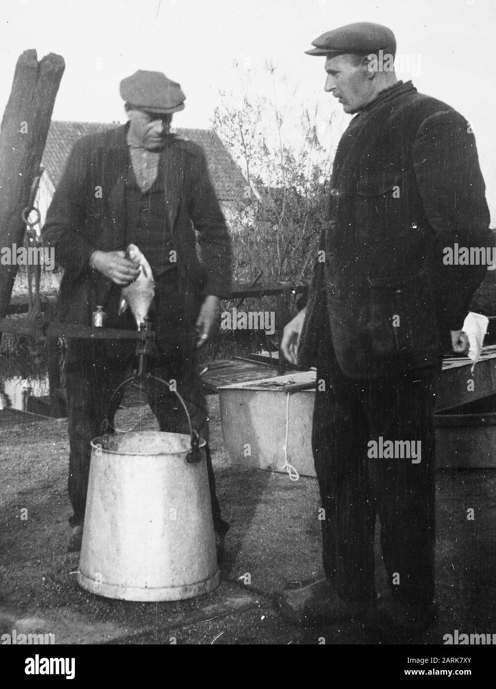 ways of fish Date: undated Keywords: freshwater fishing Stock Photo - Alamy