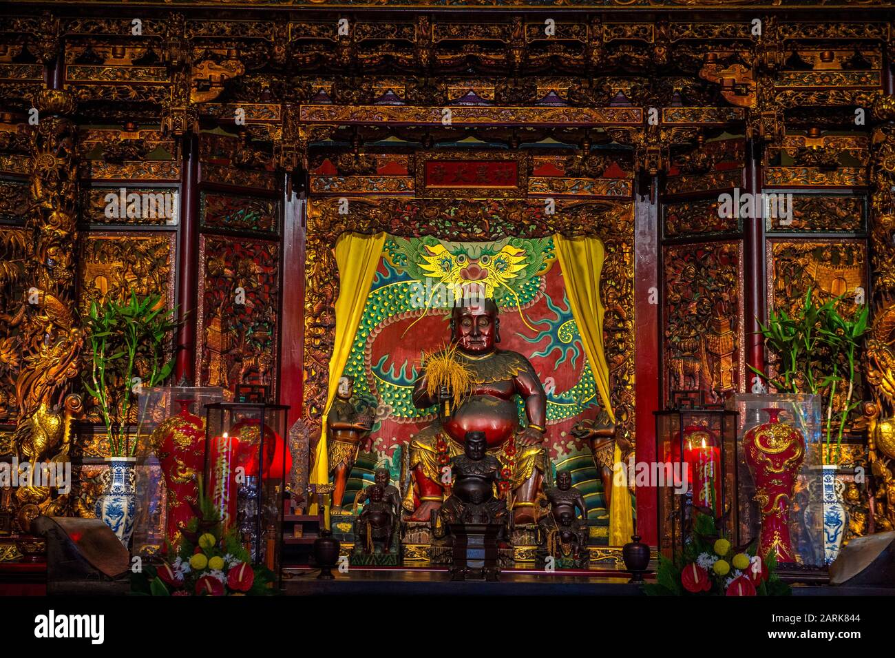 The Dalongdong Baoan Temple in Taipei Taiwan Stock Photo - Alamy