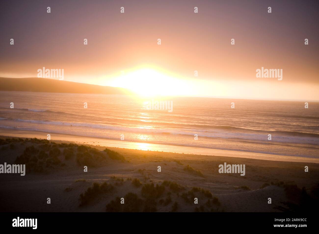 Picturesque remote beach hi-res stock photography and images - Alamy