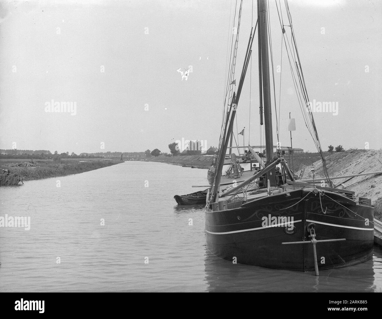 ports, channels, mesh Date: undated Location: Limburg, Wanssum Keywords ...