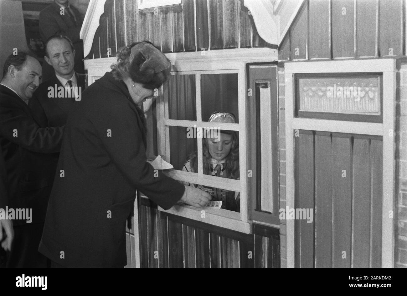 November 14 1960 hi-res stock photography and images - Alamy