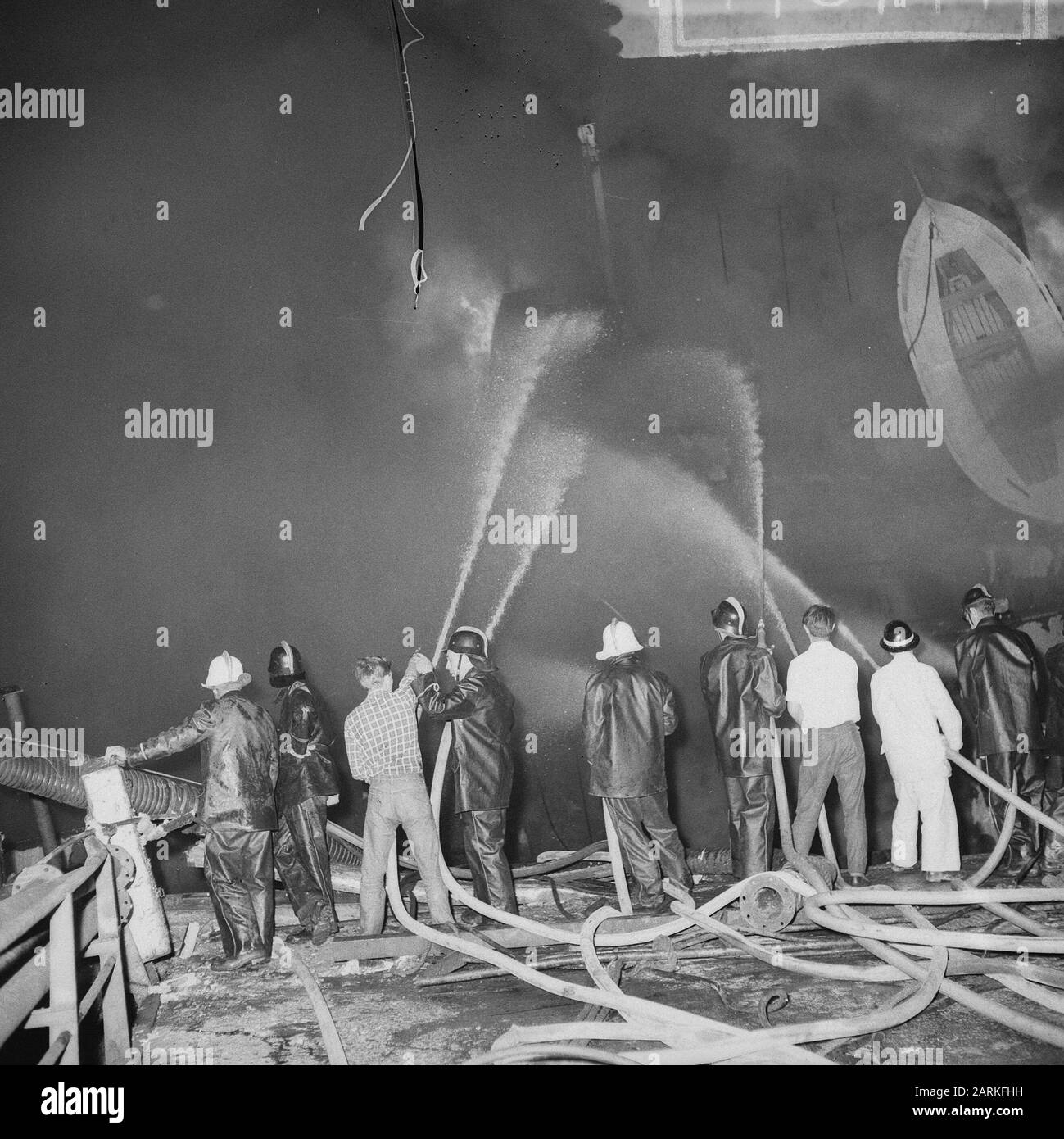 Ship explosion shipyard hi-res stock photography and images - Alamy