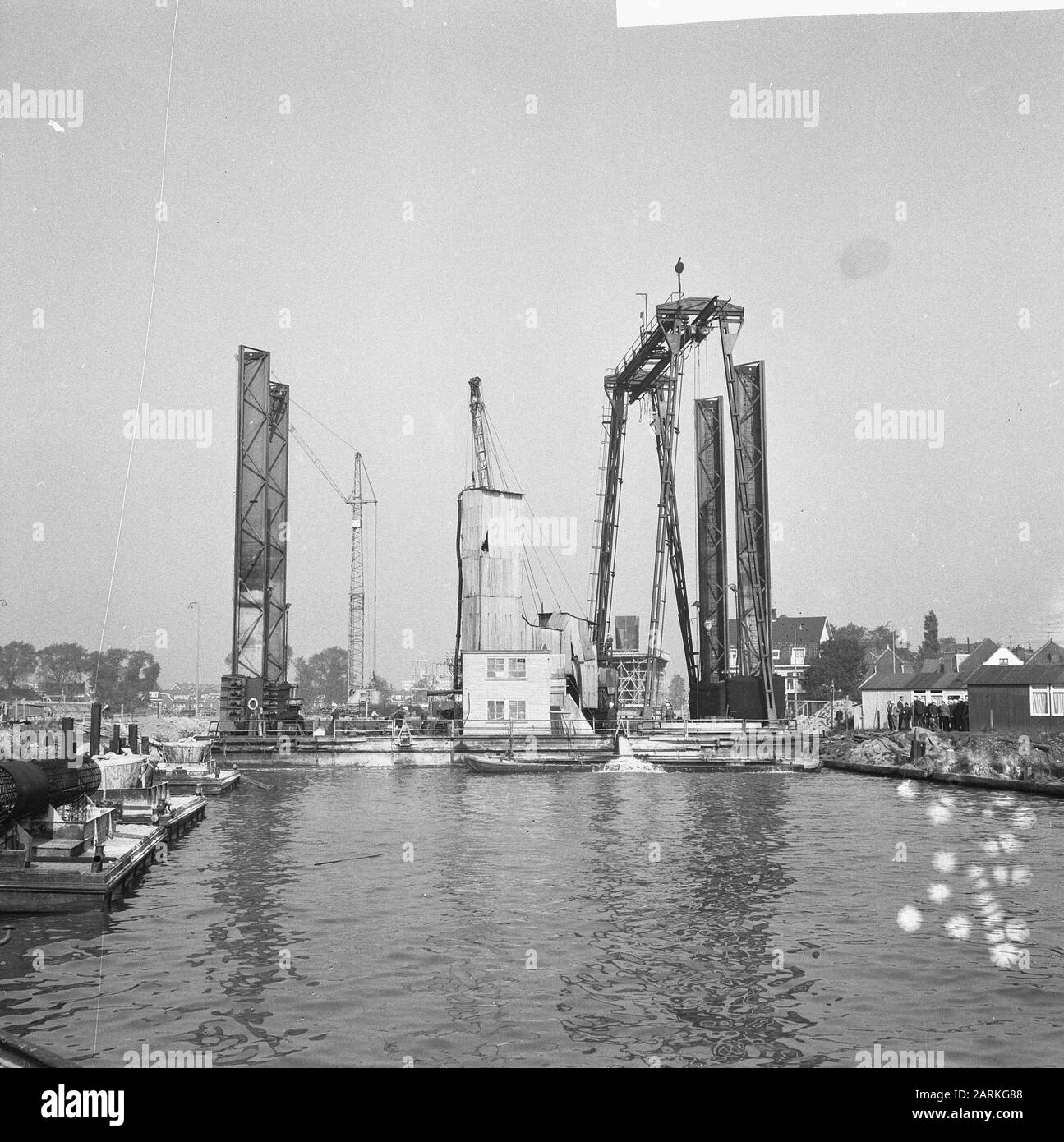 IJ-tunnel under construction, construction IJ tunnel Date: October 5 ...