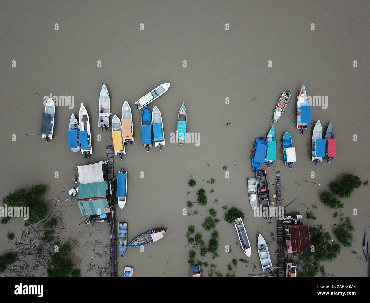 Birds eye view speedboat hi-res stock photography and images - Alamy
