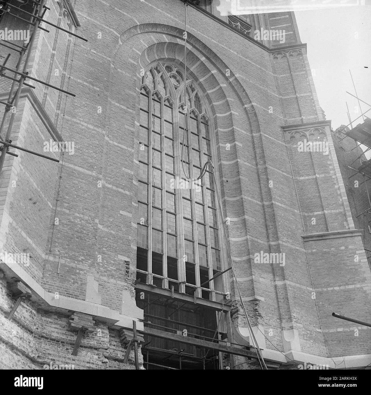 16 entrance Black and White Stock Photos & Images - Alamy