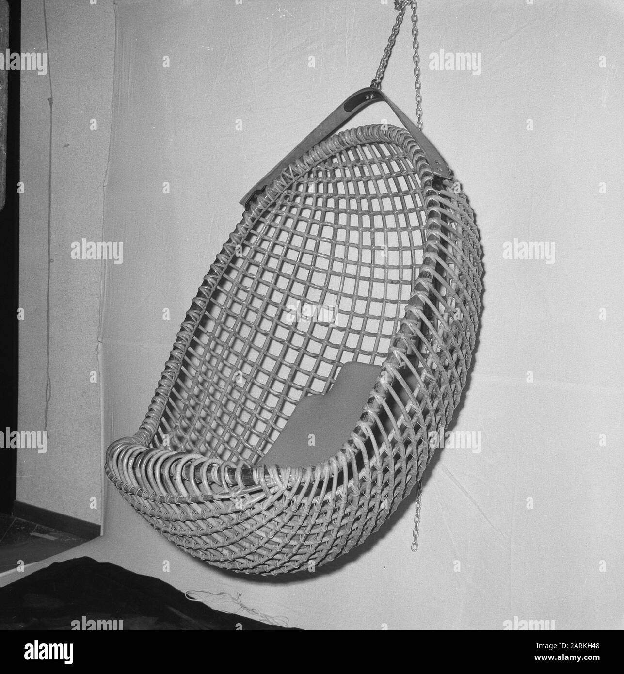 Chares hi-res stock photography and images - Alamy