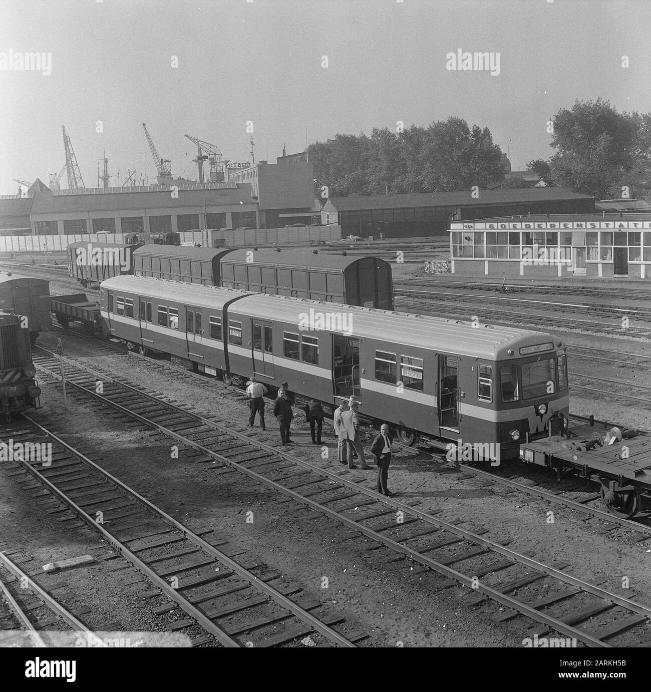 First metro trainset arrived hi-res stock photography and images - Alamy