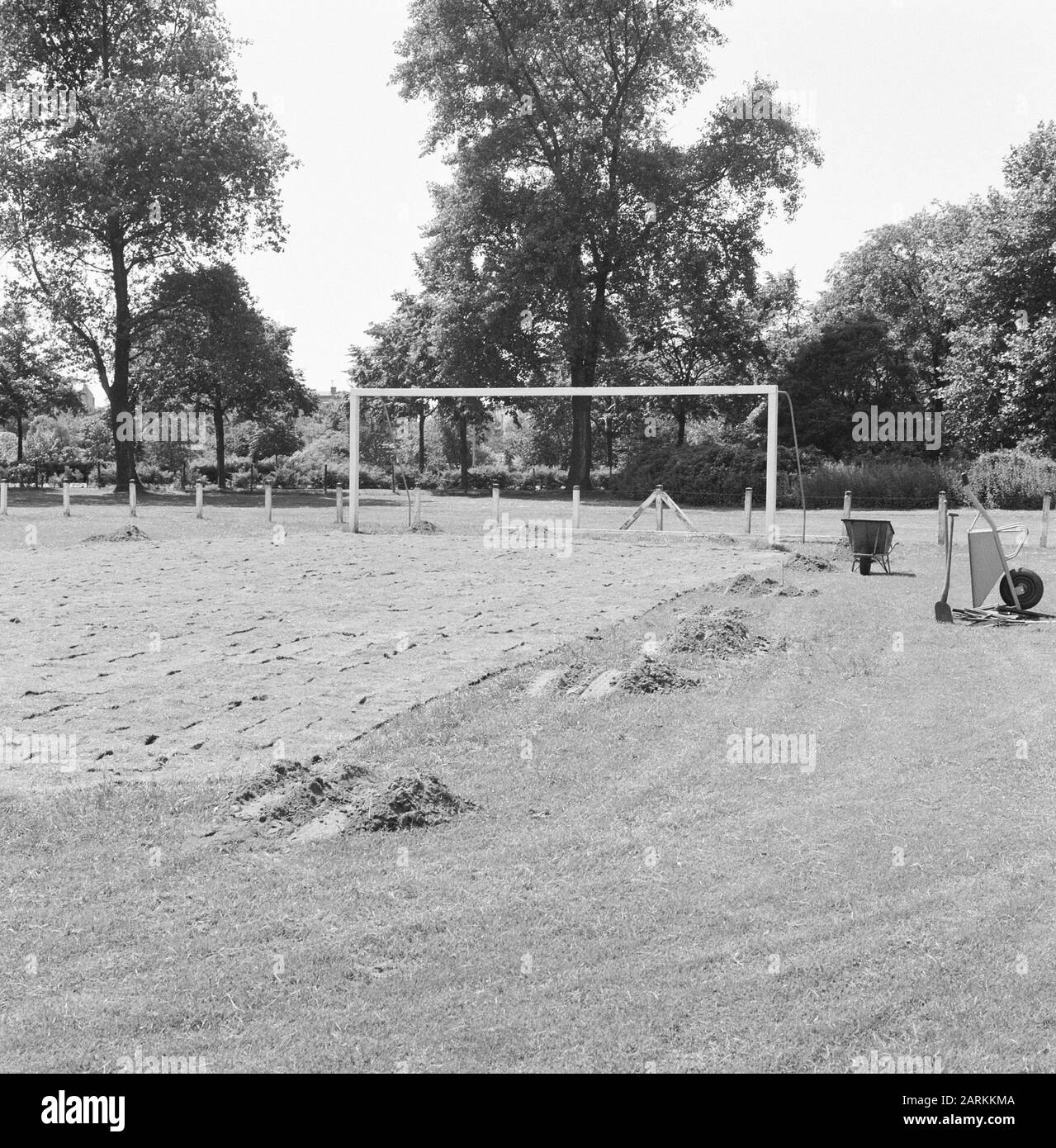 sport, football fields Date: 1972 Location: Apeldoorn, Gelderland ...