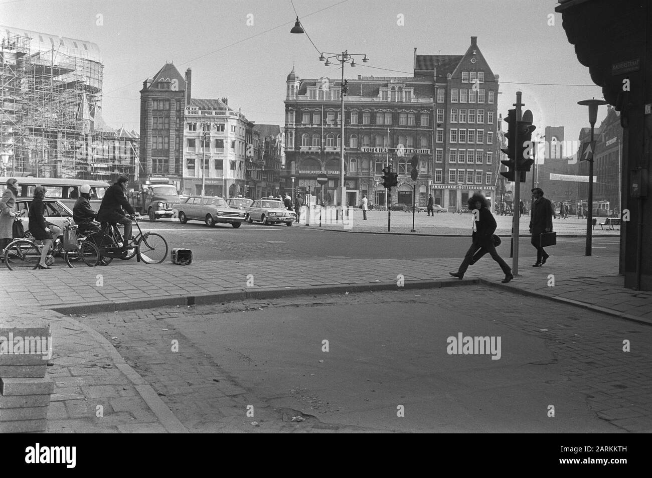 Kalverstraat in Amsterdam becomes pedestrian area Renewal of the ...