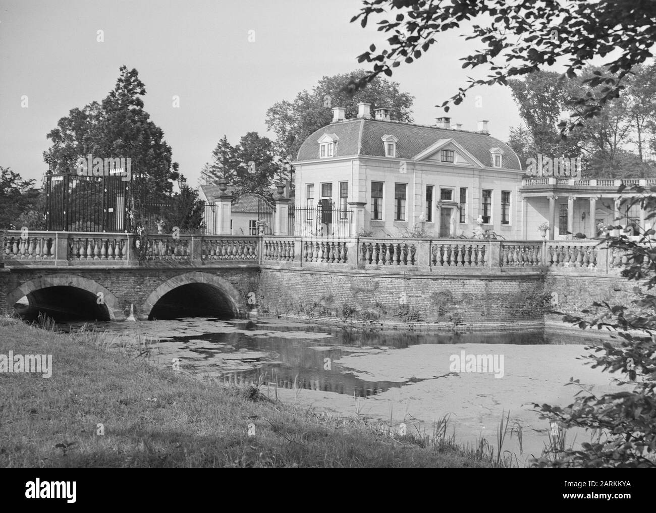 buildings and monuments knhm, buildings, entrances, Estate de Voorst ...