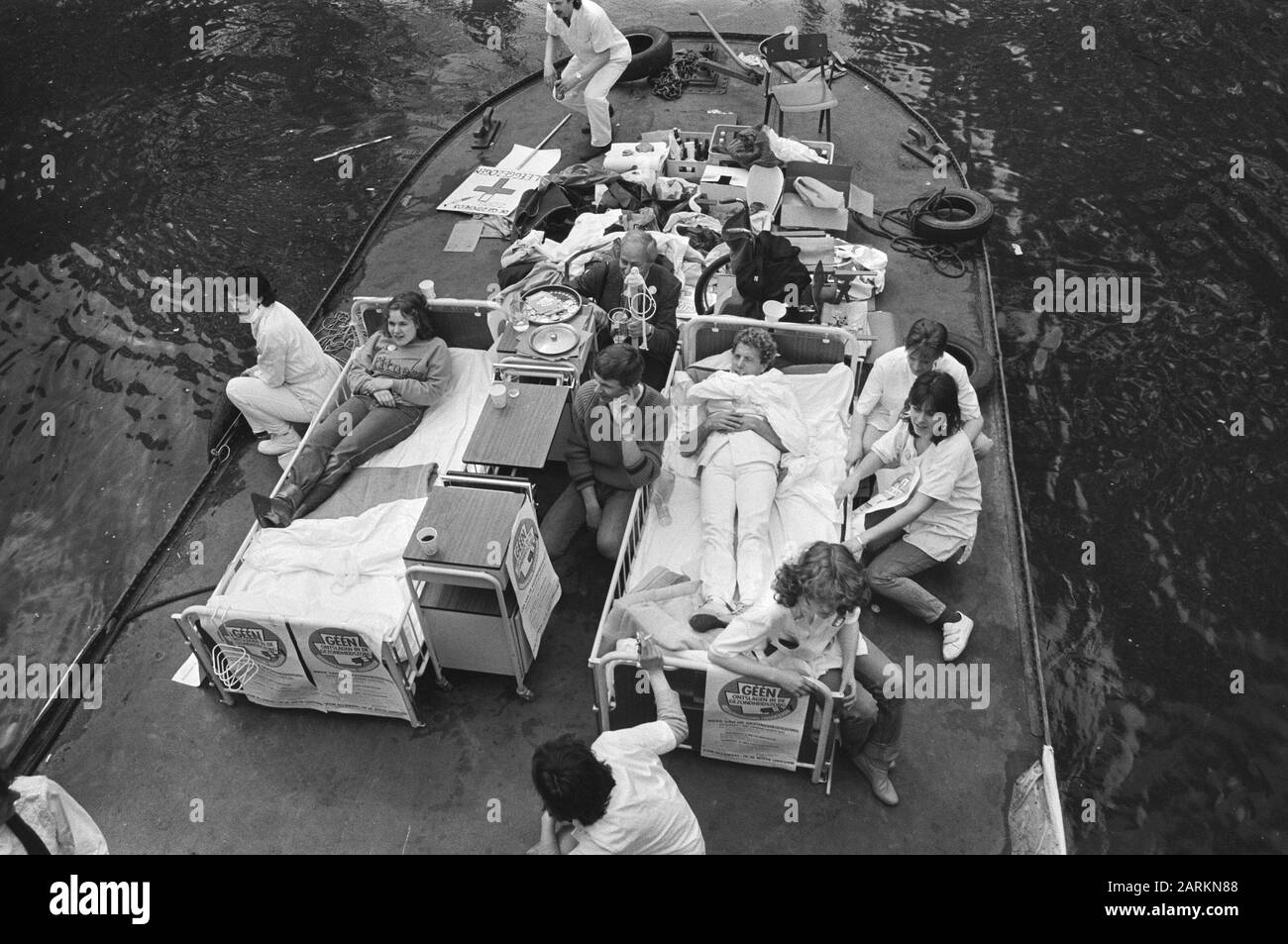 Health Week 1983 Nurses sailing a hospital ship through the Amsterdam ...