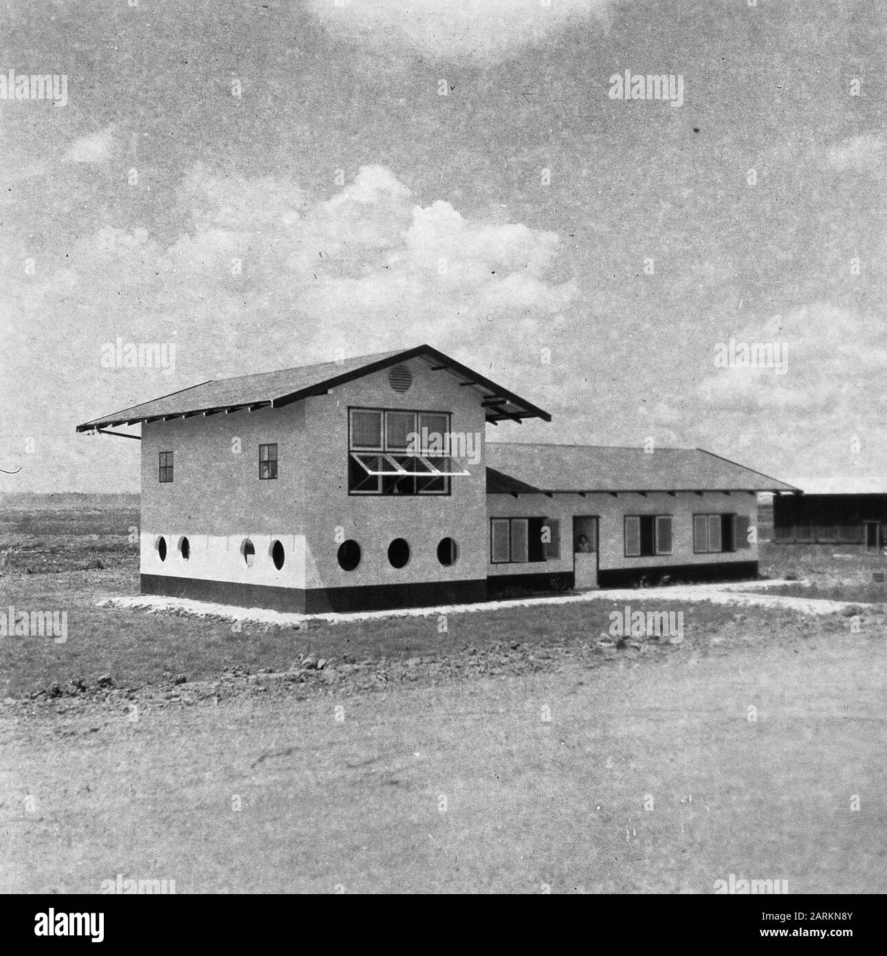 Buildings design features Black and White Stock Photos & Images - Alamy