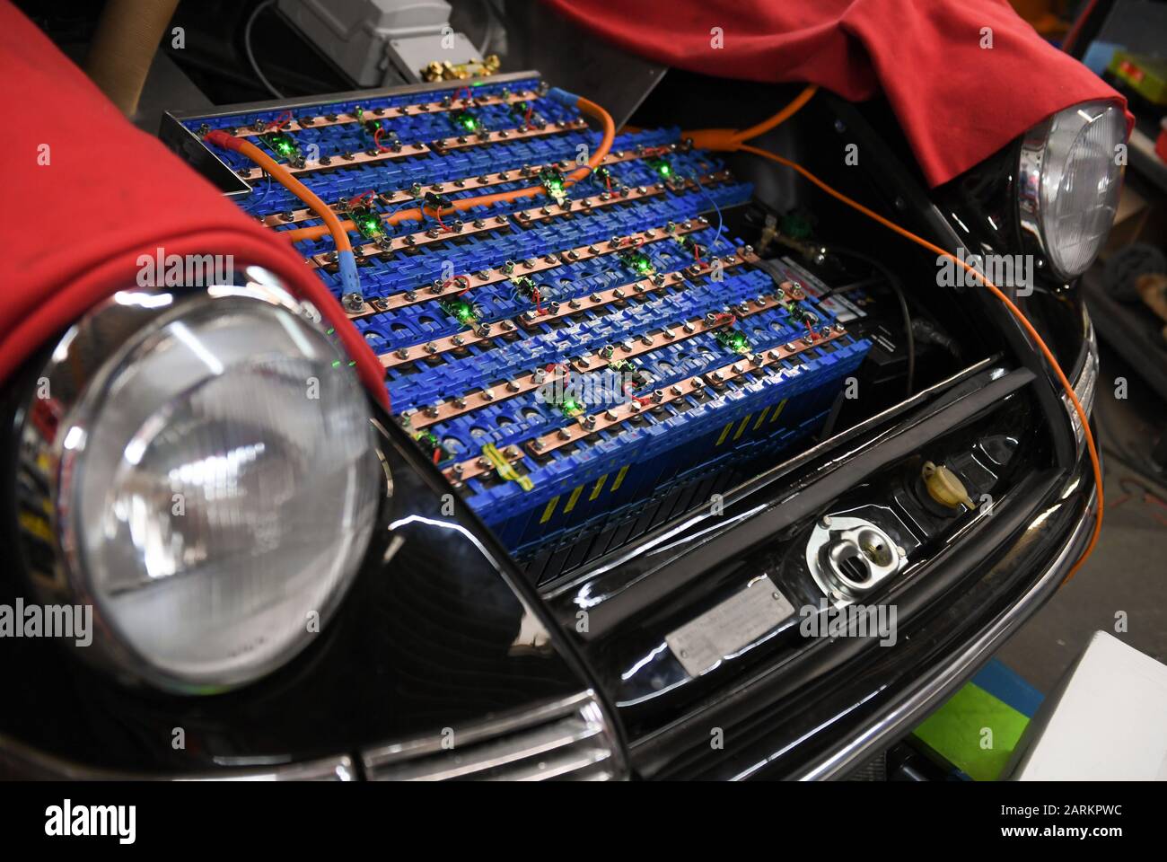 22 January 2020, Hessen, Offenbach/Main: In the workshop of the ...