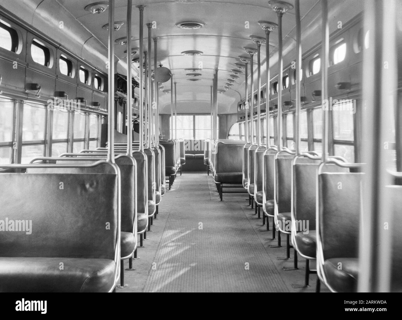 Car den haag hi-res stock photography and images - Alamy