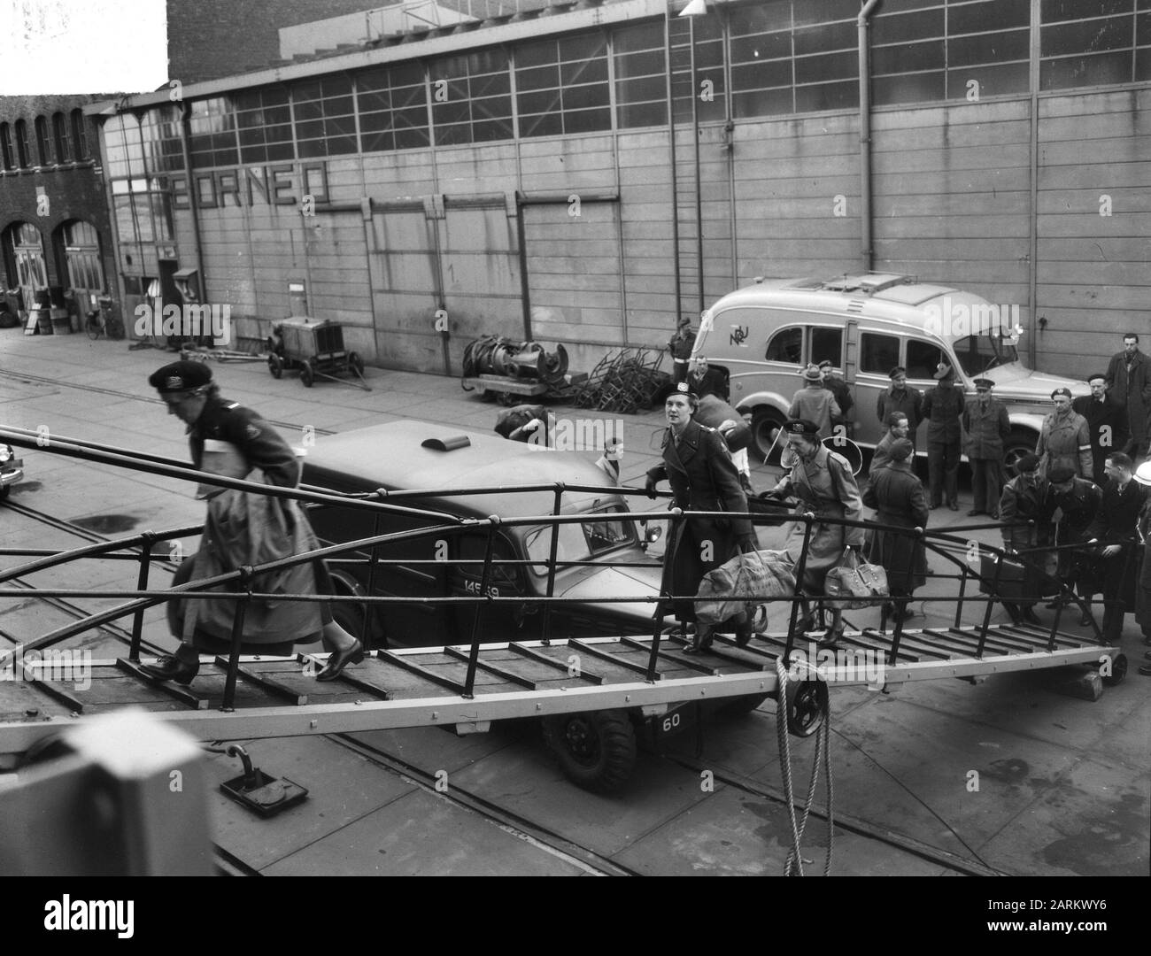 Departure Korea volunteers with the American troop transport ship ...