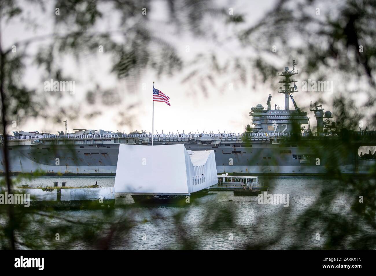 Uss cole memorial hi-res stock photography and images - Alamy