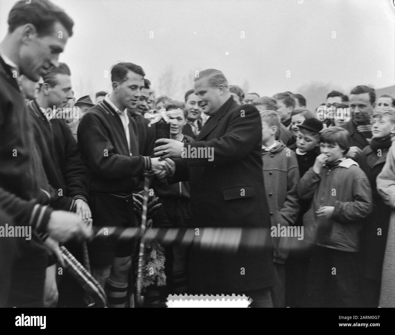 Team tribute Black and White Stock Photos & Images - Alamy