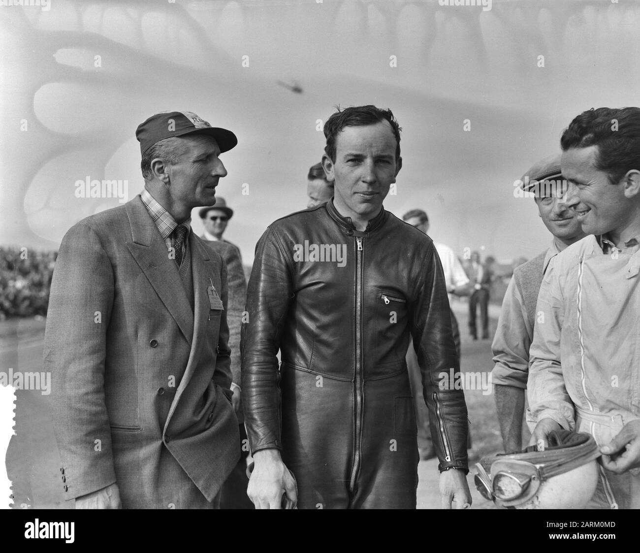 John surtees 1956 hi-res stock photography and images - Alamy