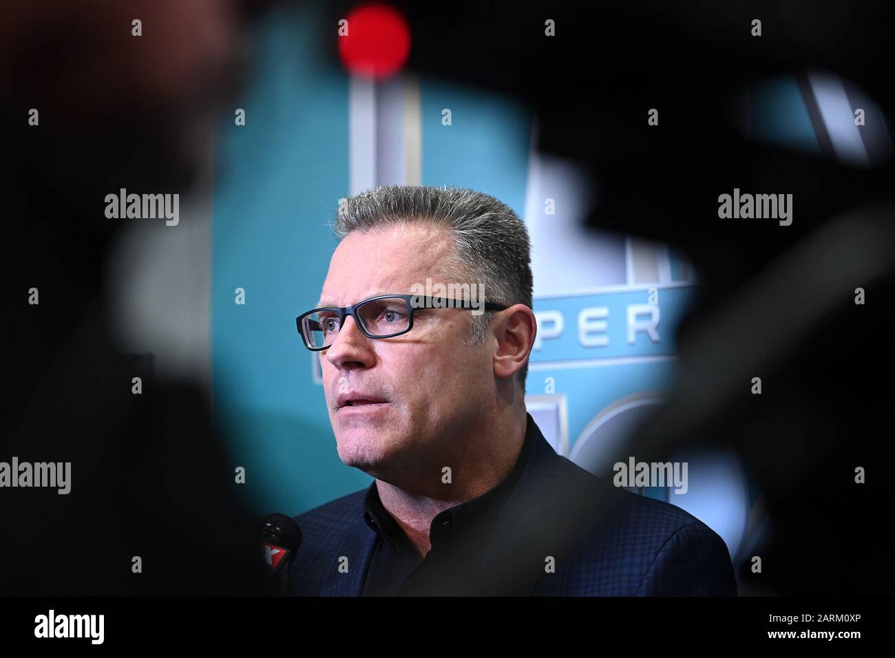Howie long hi-res stock photography and images - Alamy