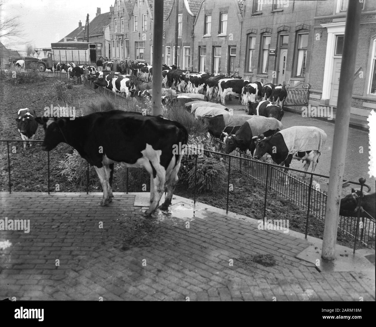 Musical dome Black and White Stock Photos & Images - Alamy