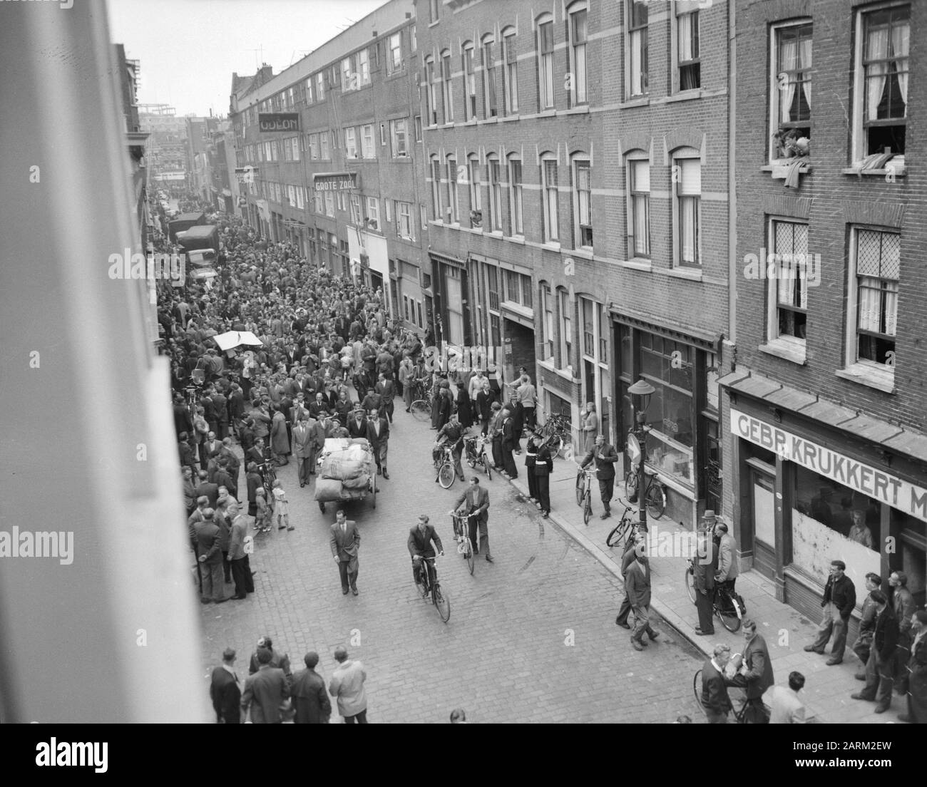 Rotterdam protest Black and White Stock Photos & Images - Alamy
