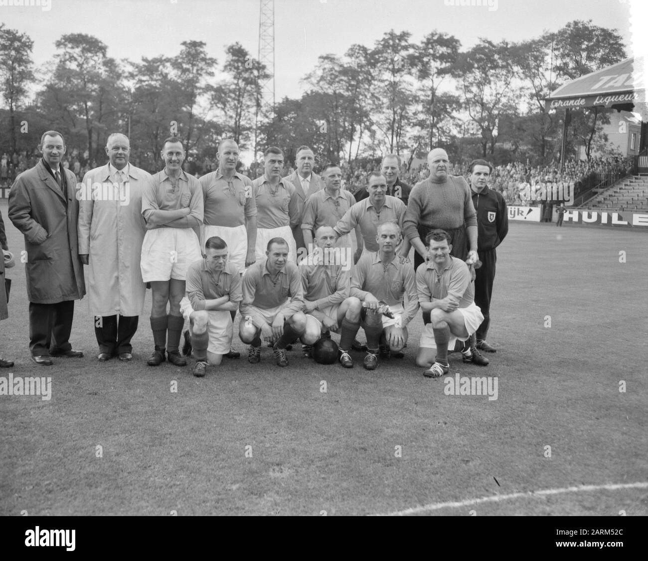 Dutch old internationals team hi-res stock photography and images - Alamy