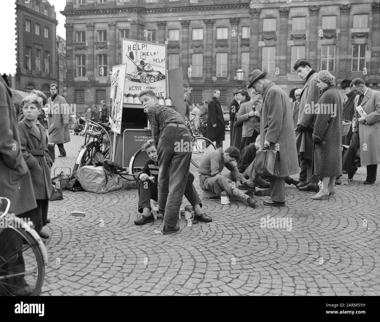 10 november 1956 hi-res stock photography and images - Alamy