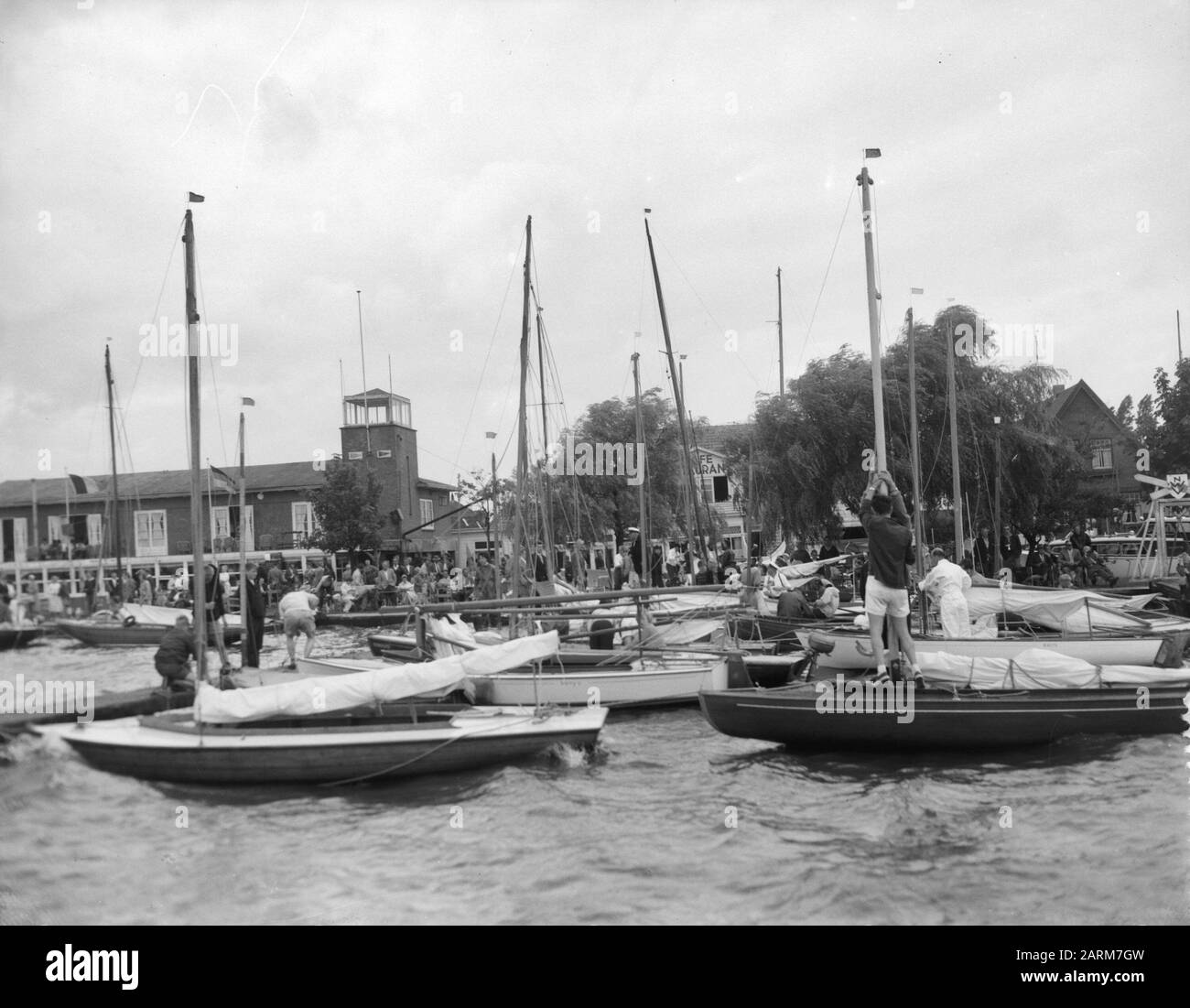 13 boats Black and White Stock Photos & Images - Alamy