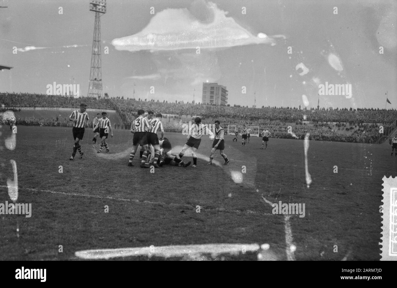 Dos van Black and White Stock Photos & Images - Alamy