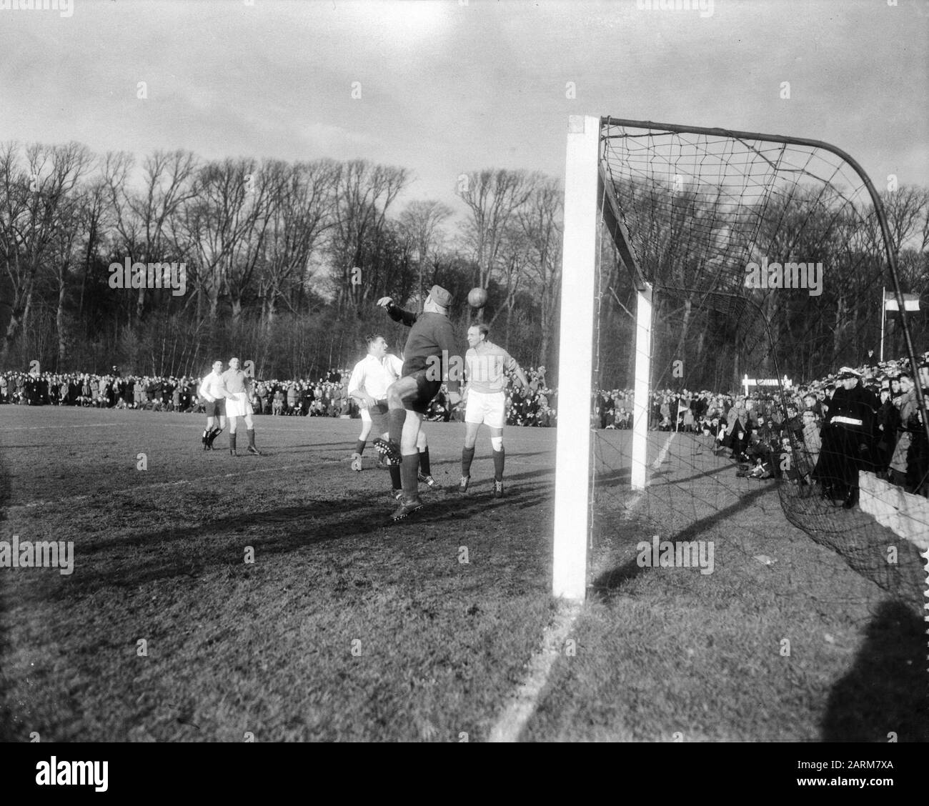 Football match hfc hi-res stock photography and images - Alamy