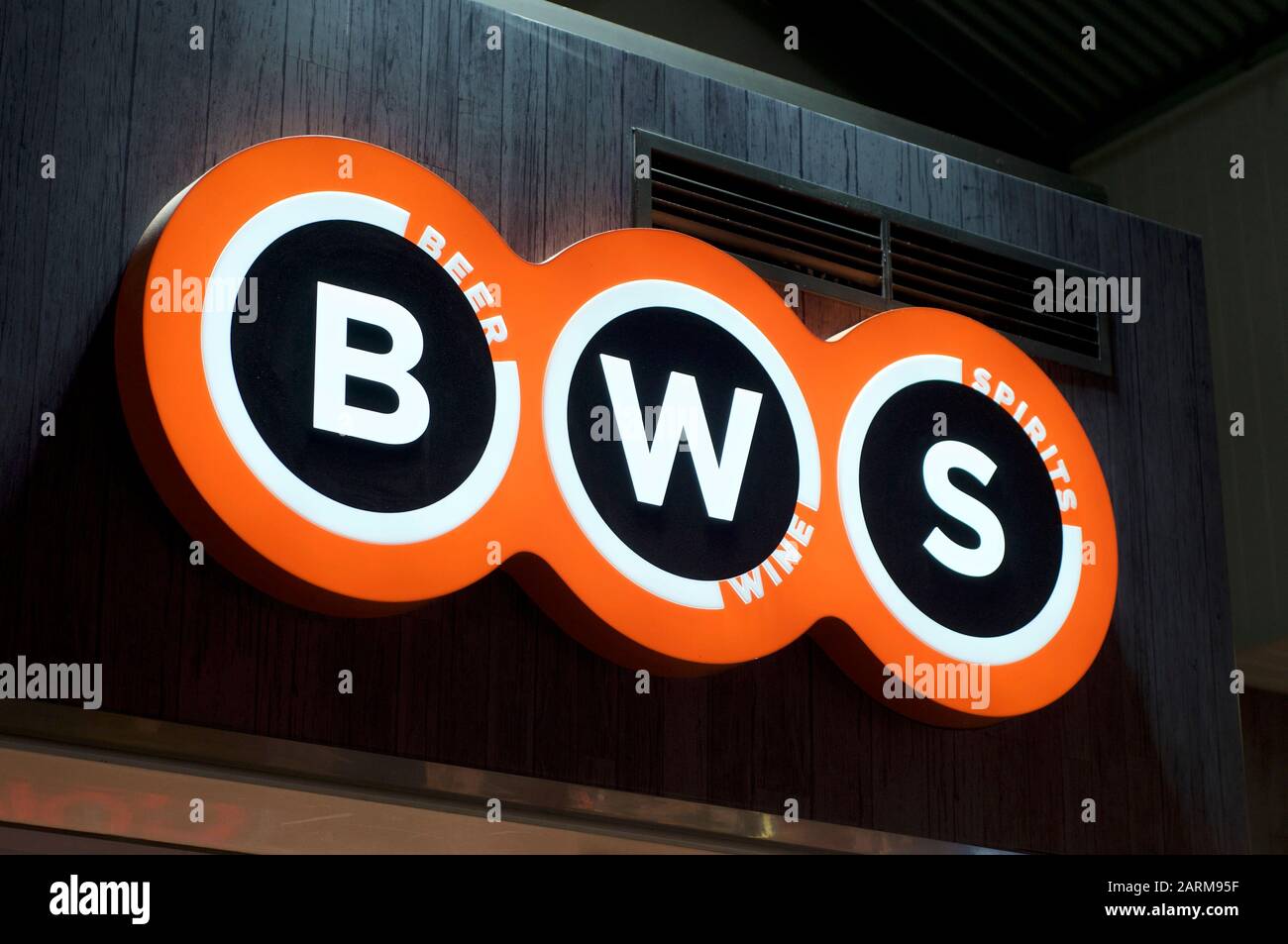 Woolworths logo hi-res stock photography and images - Alamy