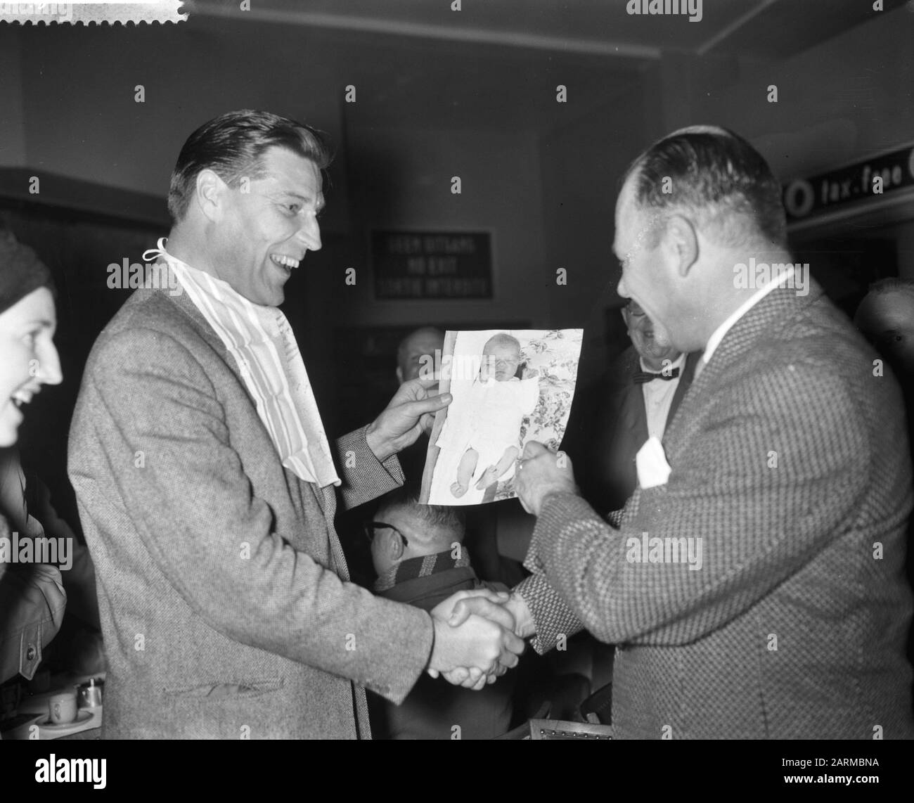 Question mark flight lockheed electra hi-res stock photography and ...