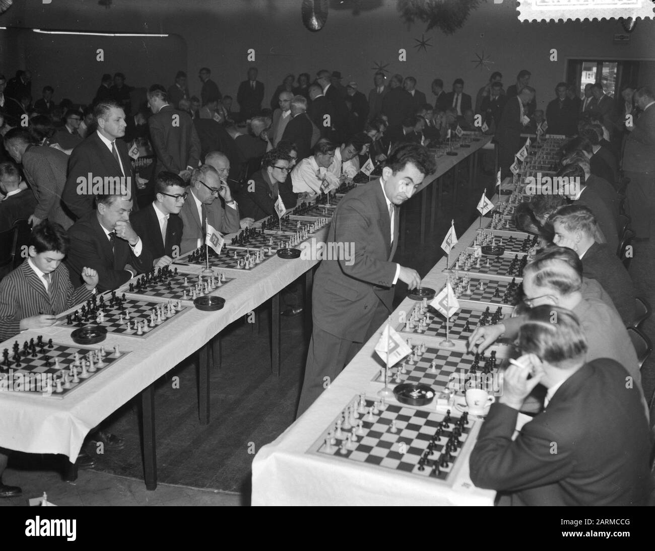 Chess legend Black and White Stock Photos & Images - Alamy