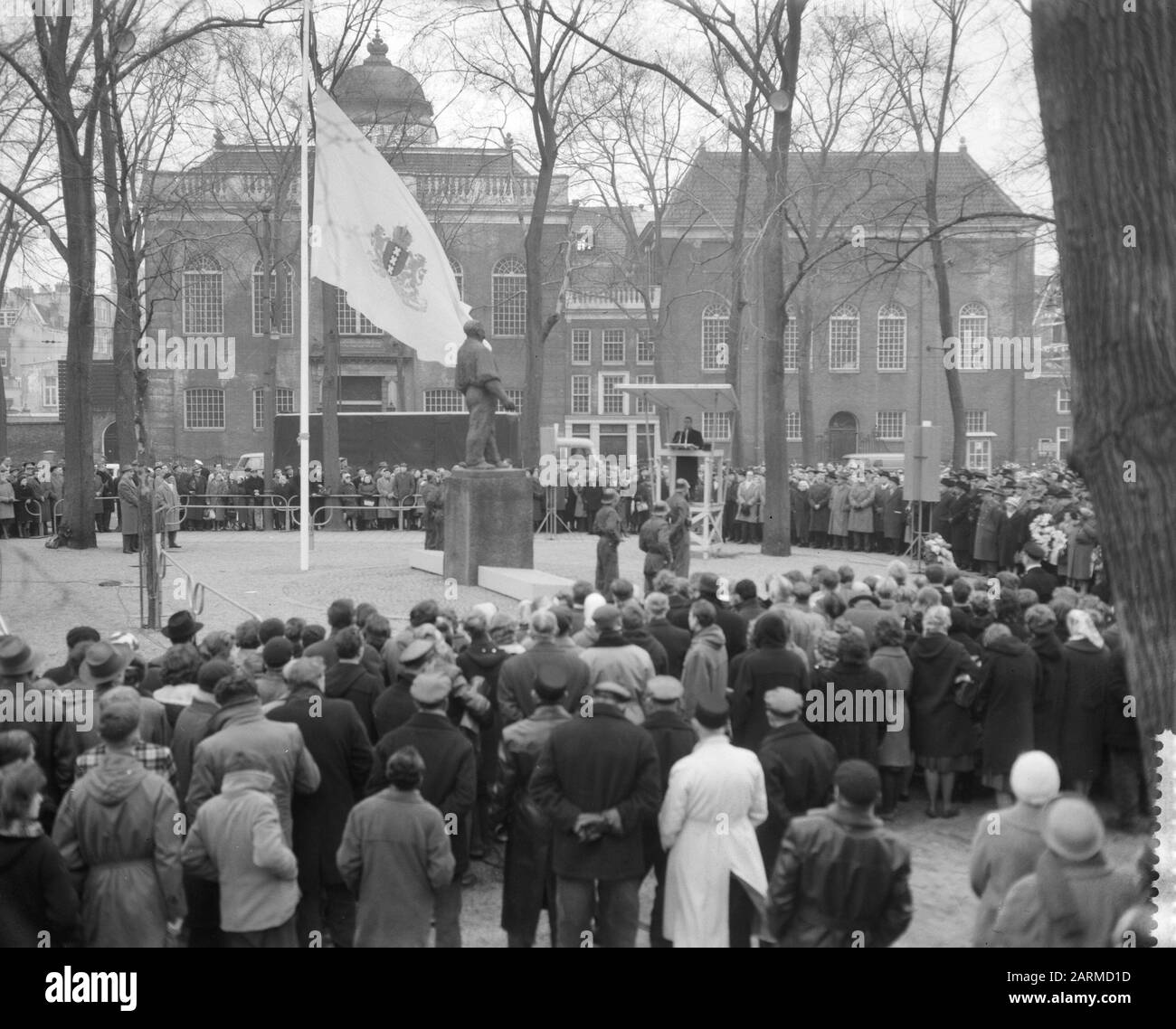 Commemoration February strike in Amsterdam, overview of the ceremony ...