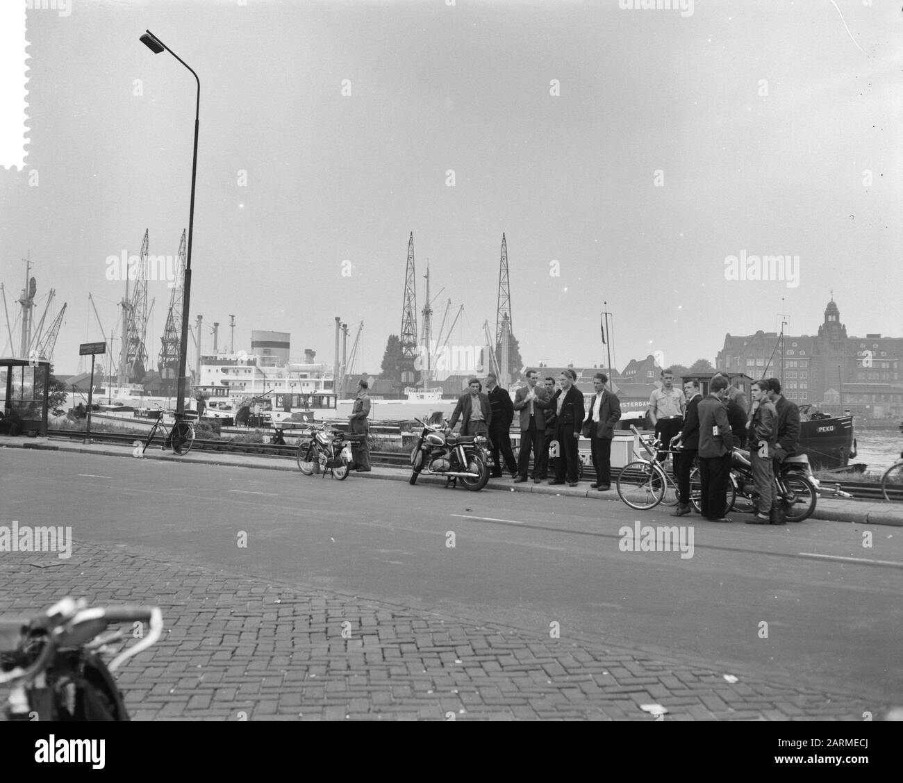 Port worker strikes Black and White Stock Photos & Images - Alamy