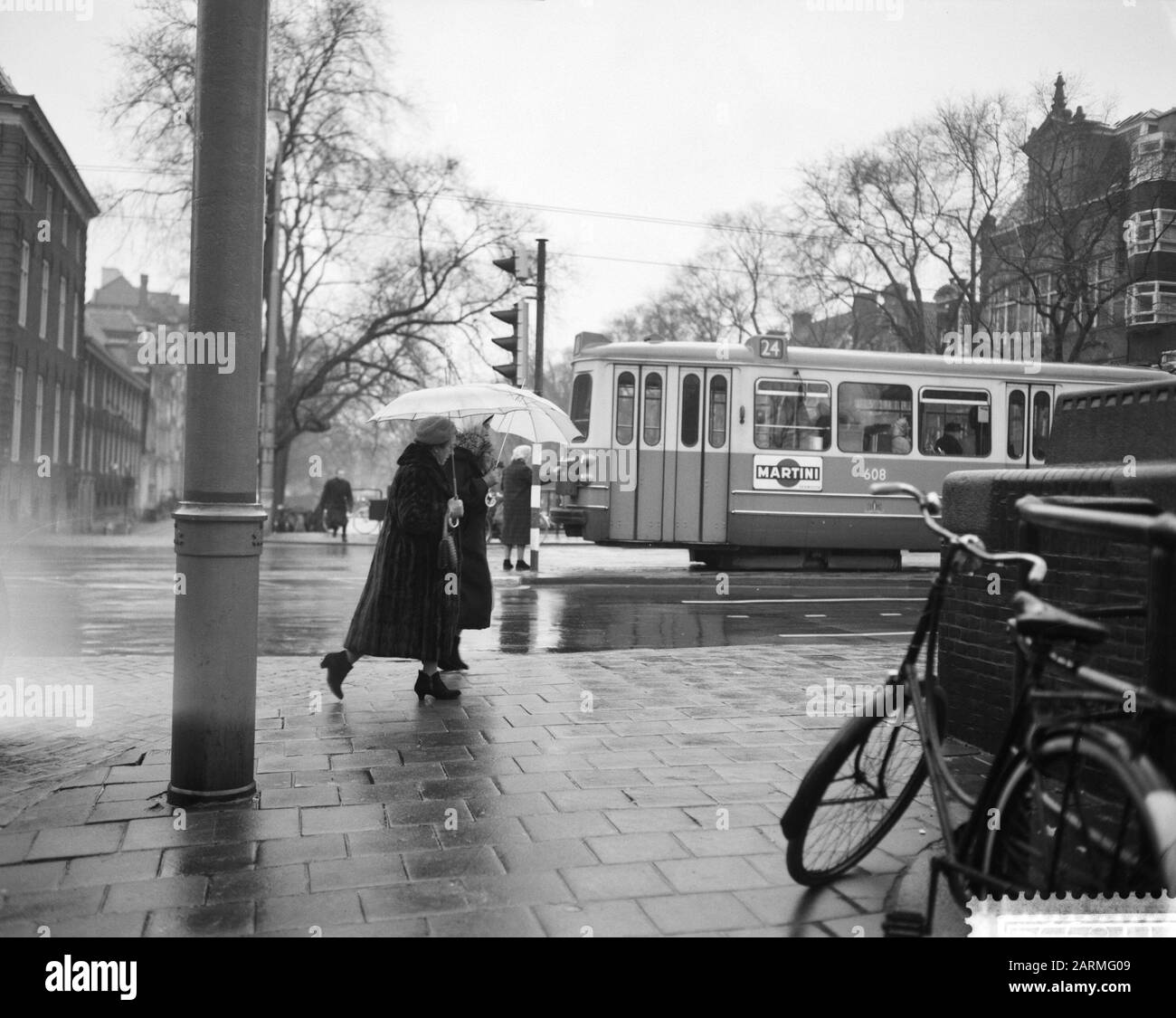 Without snow Black and White Stock Photos & Images - Alamy