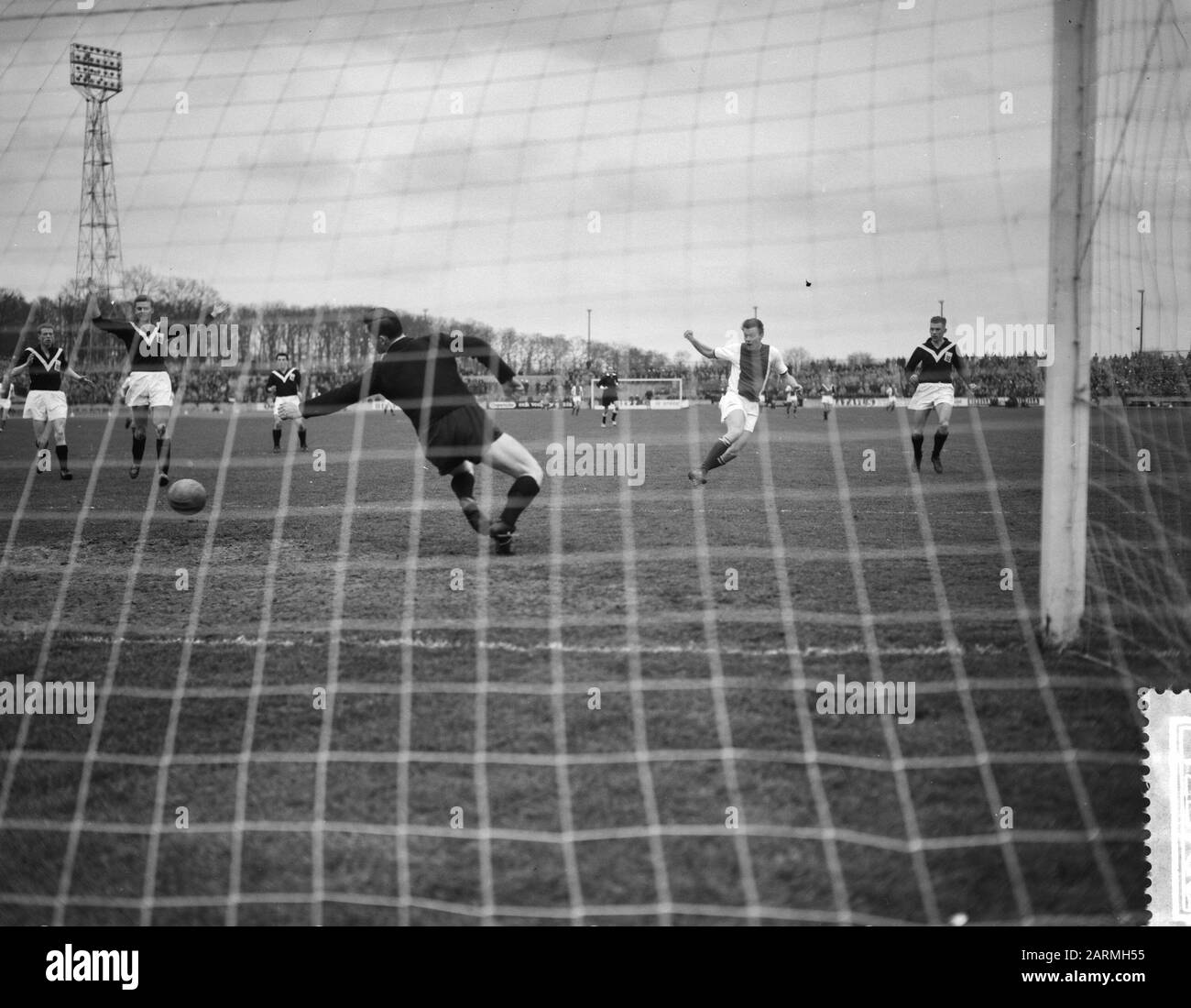Ajax 2 5 Black and White Stock Photos & Images - Alamy