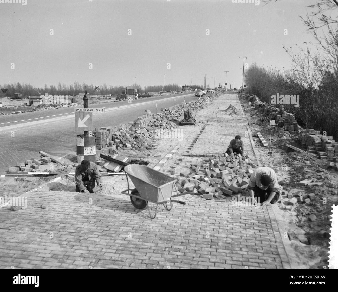 Widening schipholweg hi-res stock photography and images - Alamy