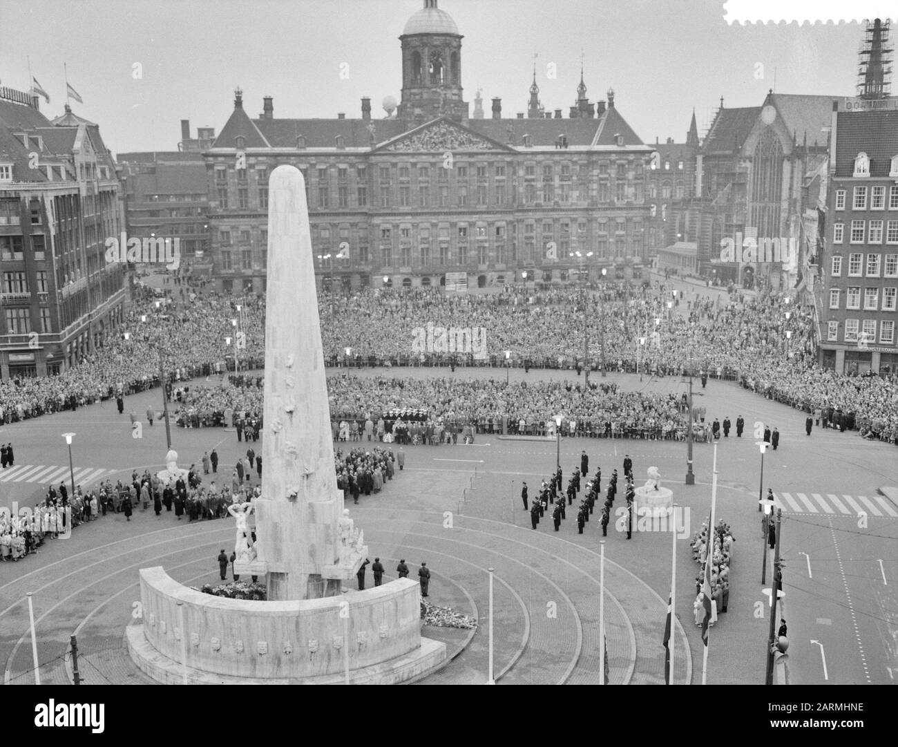 Commemoration at the National Monument on the Dam Square. Overview in ...