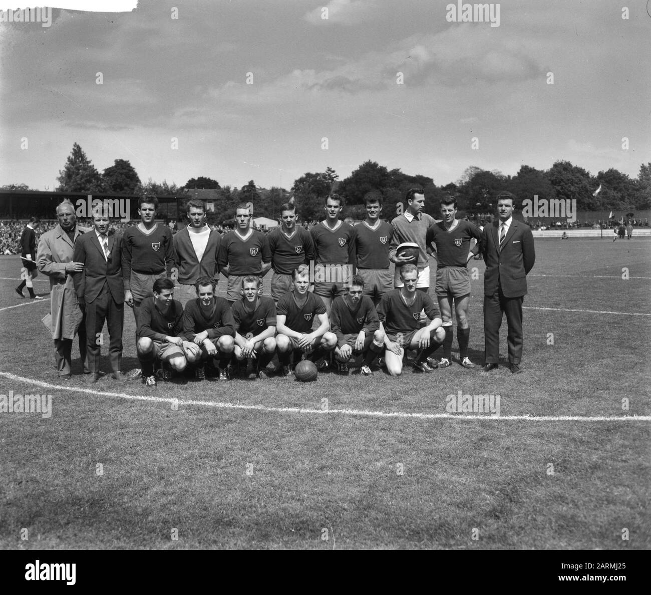 Haarlem elftal Black and White Stock Photos & Images - Alamy