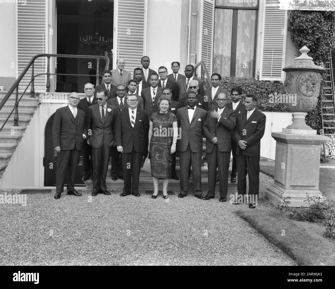 RTC members at Palace Soestdijk Date: June 6, 1961 Institution name ...