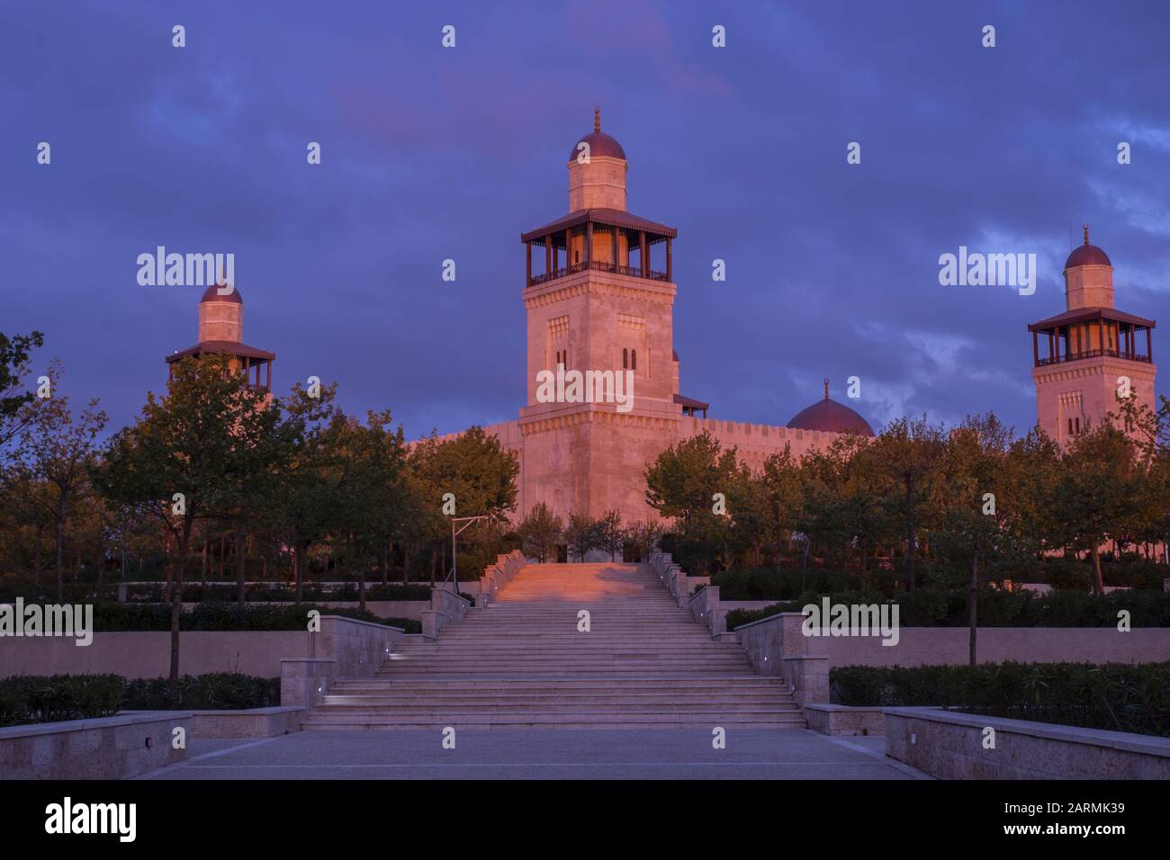 King Hussein Bin Talal Mosque, better known as the King Hussein Mosque ...