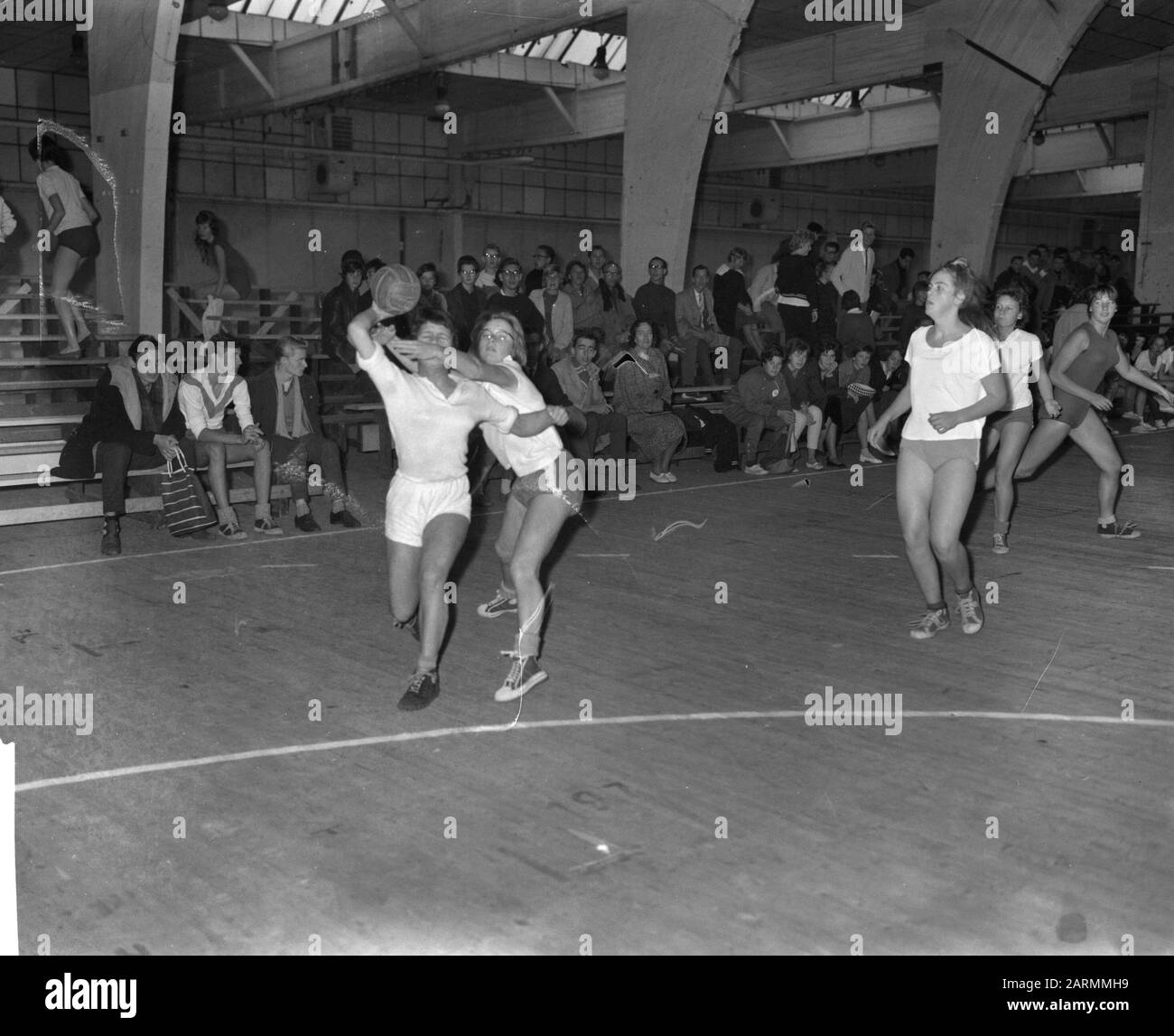 Fall Tournament in old RAI building. Handball Date: 30 October 1961 ...