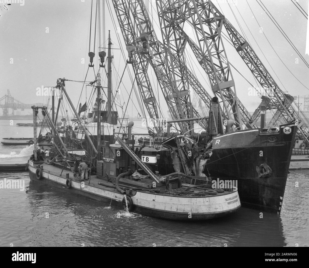 English ship Plover, weather above water Date: 10 November 1961 ...