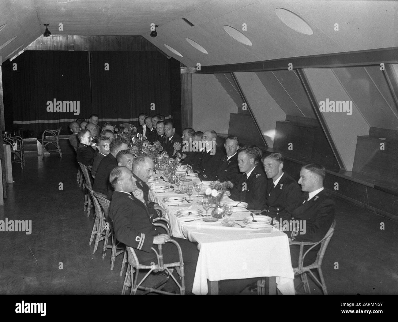 Dinner naval officers hi-res stock photography and images - Alamy