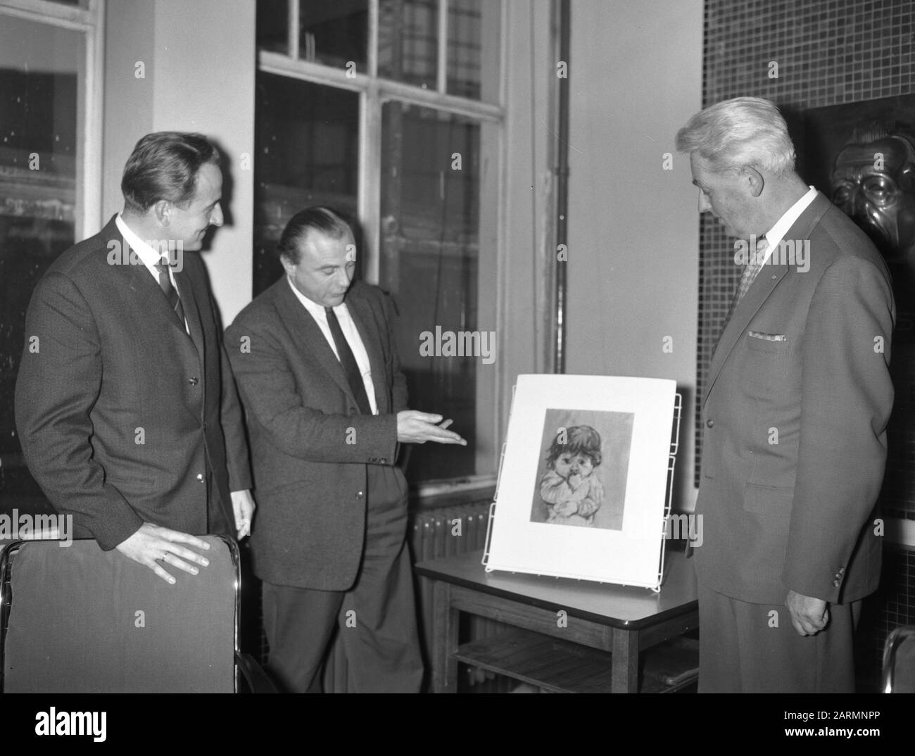 Roland Holstprizes award ceremony in the AP-building; J.M. Stam, Bert ...