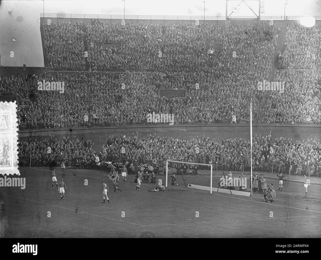 6 november 1955 hi-res stock photography and images - Alamy