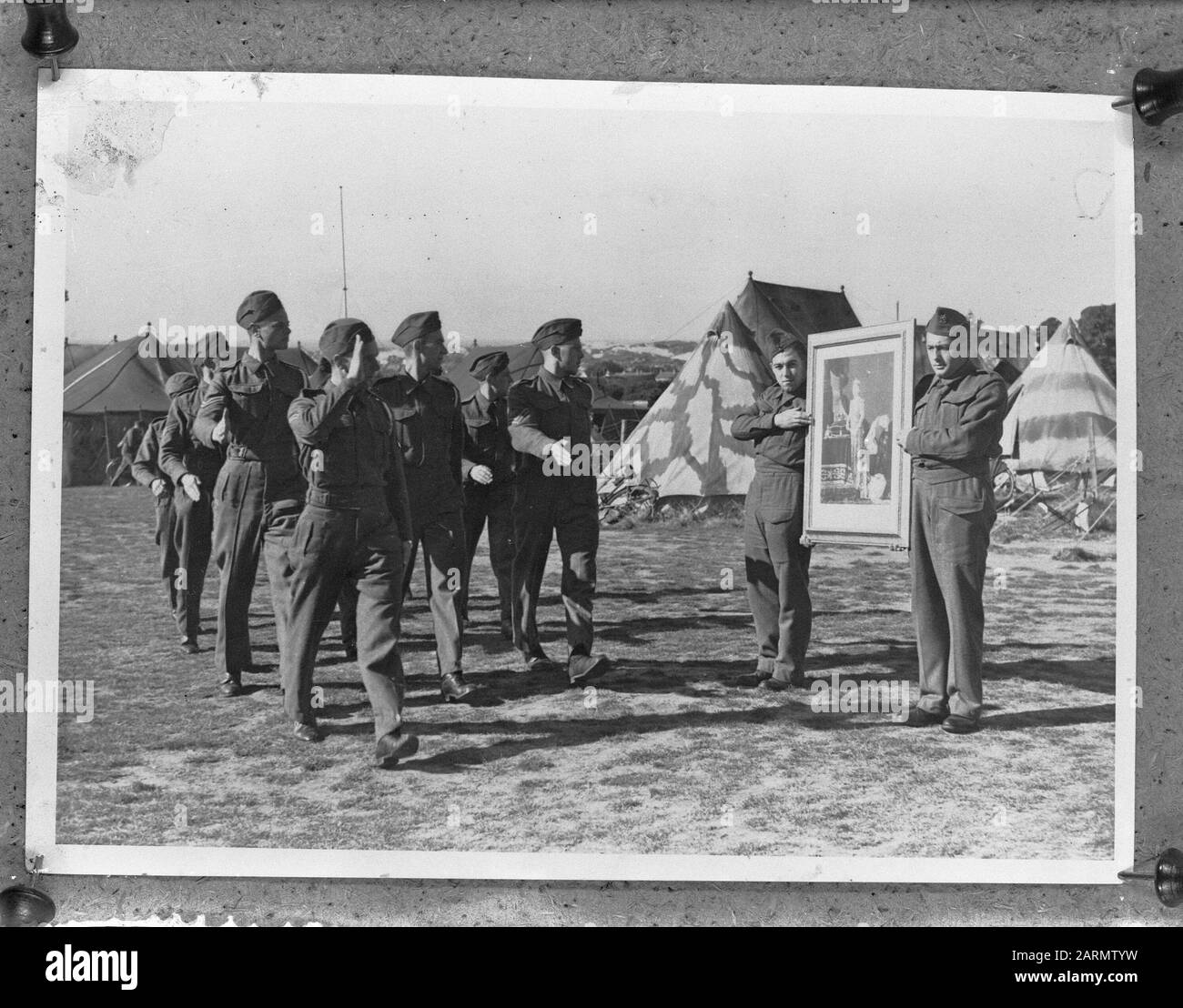 Army photos in world war ii hi-res stock photography and images - Alamy